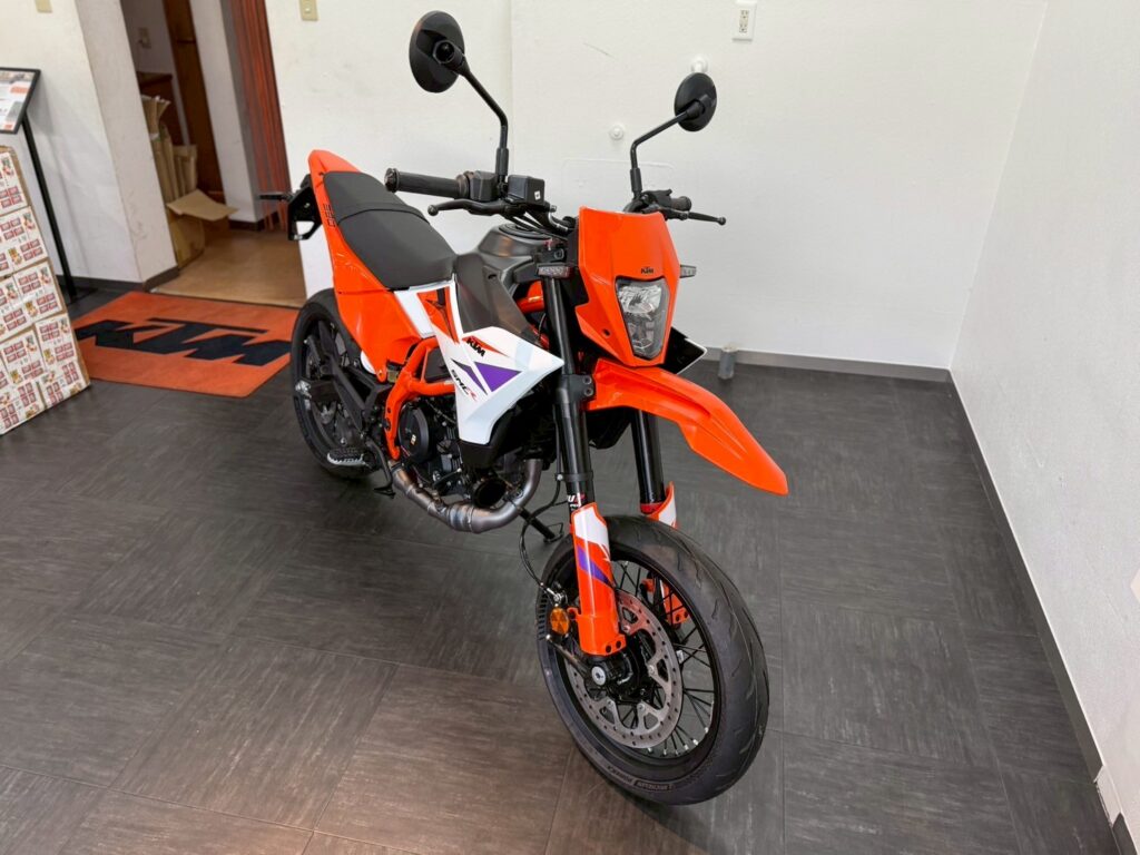 390 SMCR – KTM沖縄